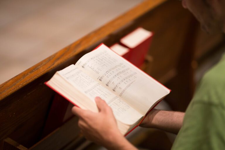 Liturgical & Music Ministries – St. Thomas the Apostle Church